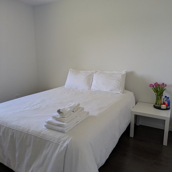 Everhome | Bedding | Everhome Sullivan Triple Baratta Stitch 3 Piece ...